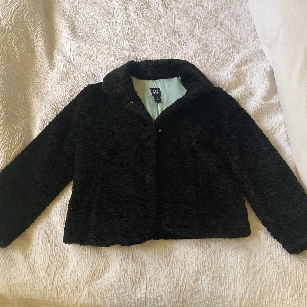 Black Fuzzy Furry Cropped Coat - Gem